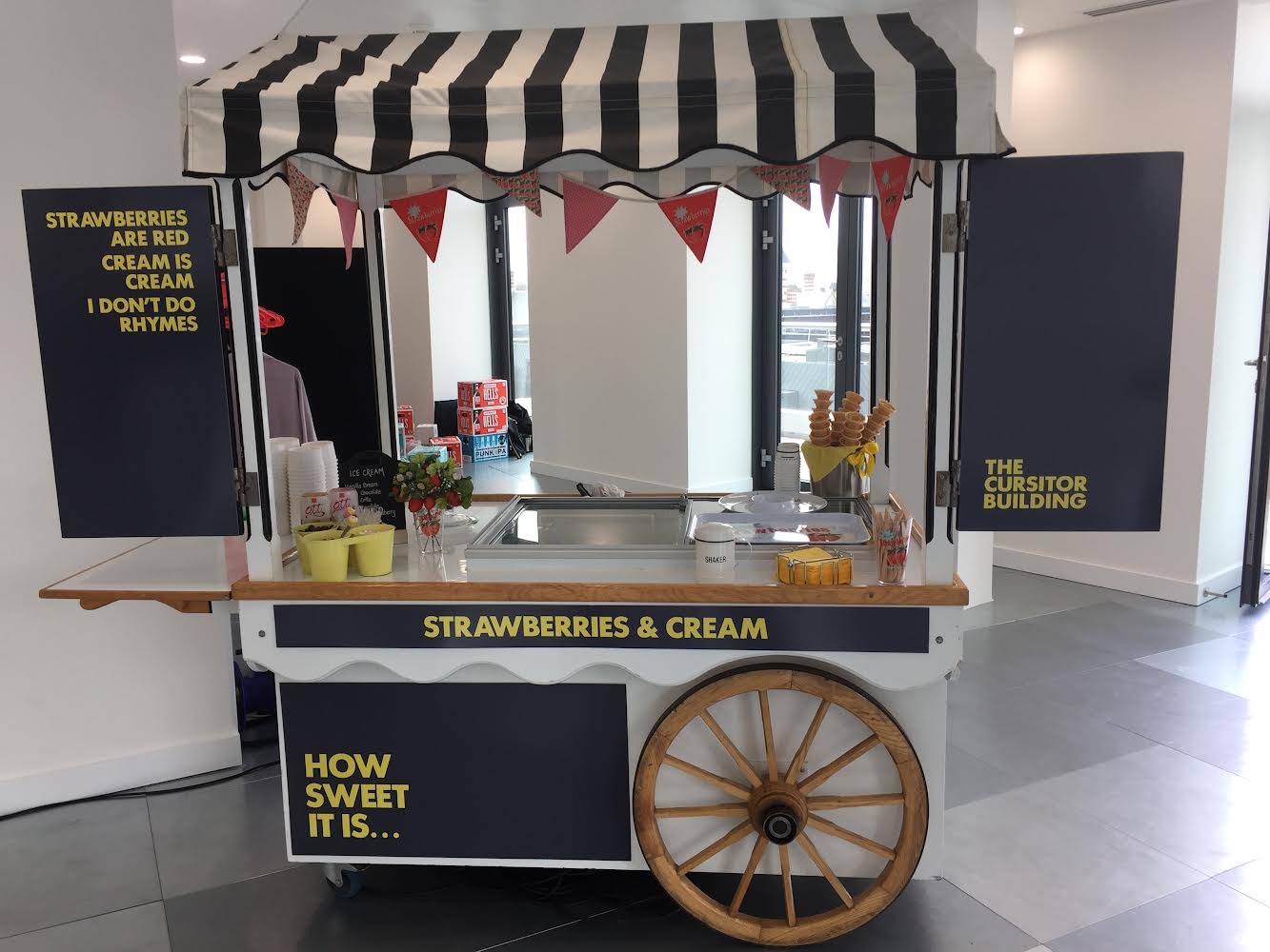 Strawberries & Cream Cart - Mobile Food and Drink Carts, Tricycles & Kiosk